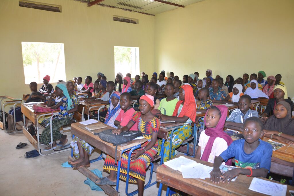 Build a School in Africa | A volunteer-run, non-profit organization ...