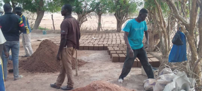 Build a School in Africa | A volunteer-run, non-profit organization ...